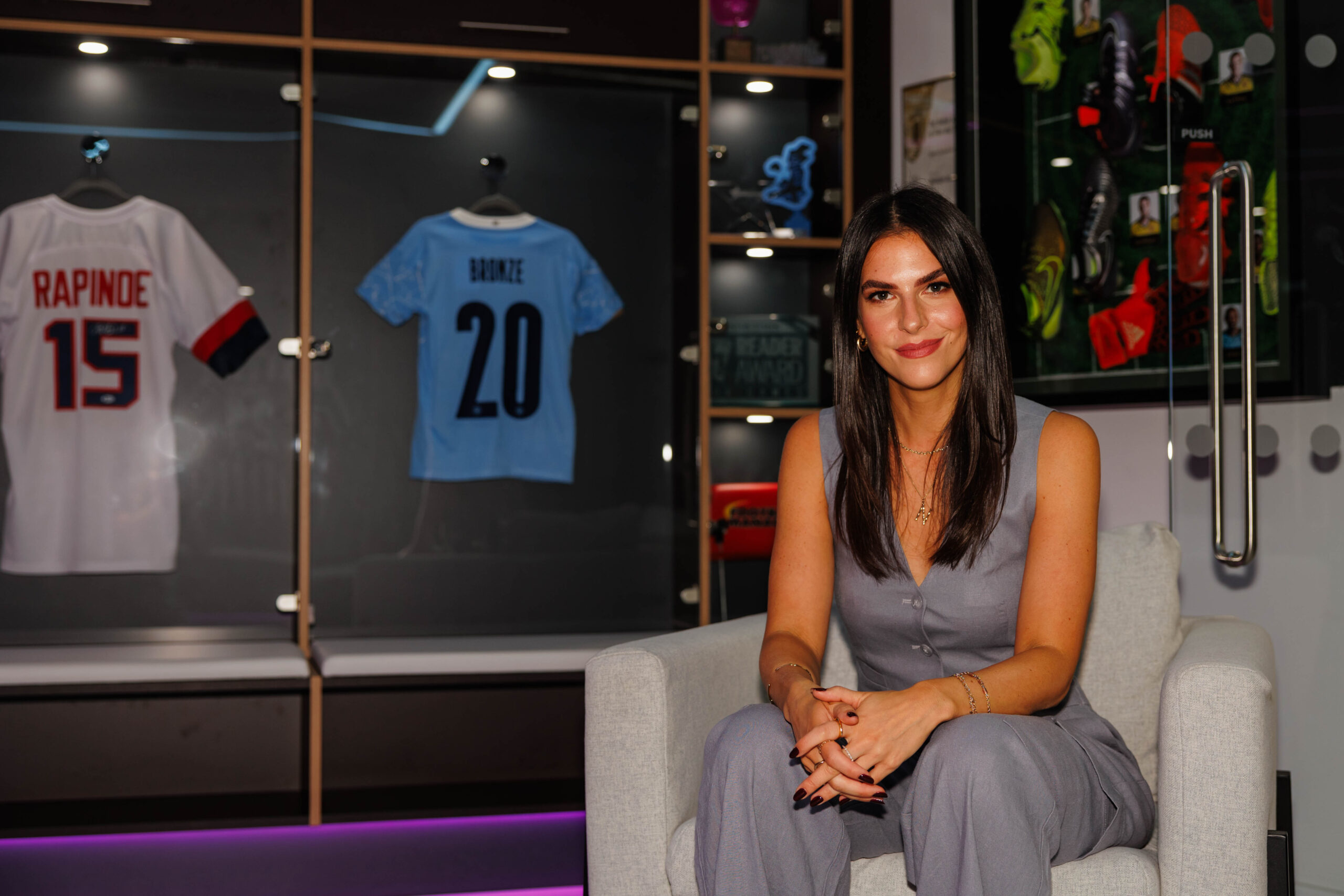 Daw Bell PR Sports Interactive - InterTalent